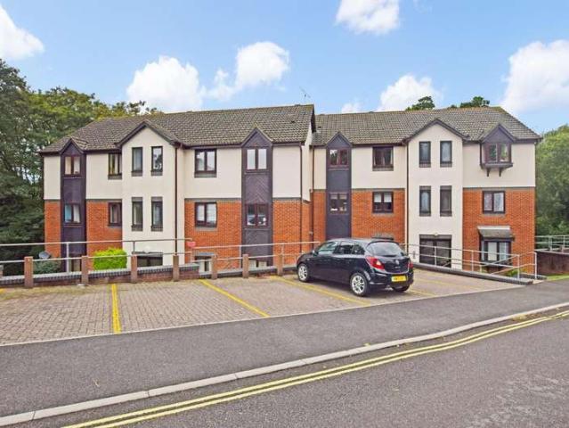 2 Bedroom Apartment Flat