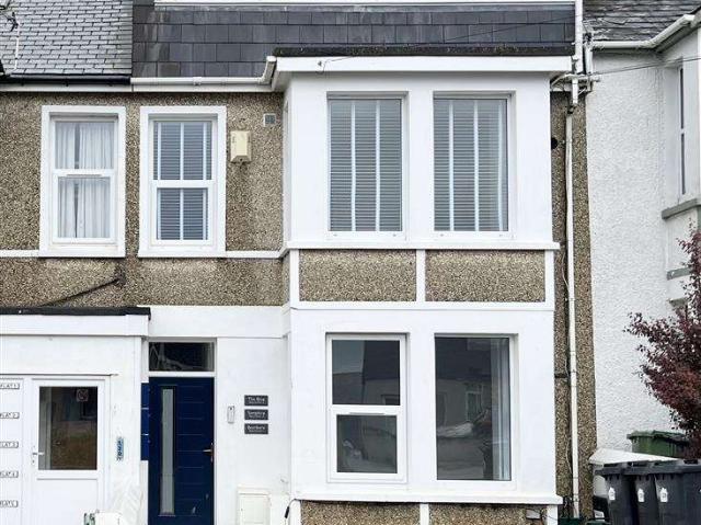 2 Bedroom Apartment Flat