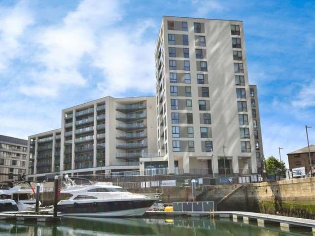 2 Bedroom Apartment Flat