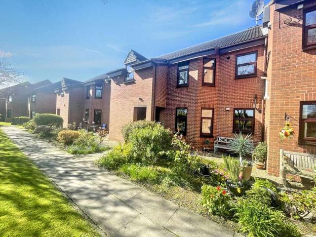 2 Bedroom Apartment Flat