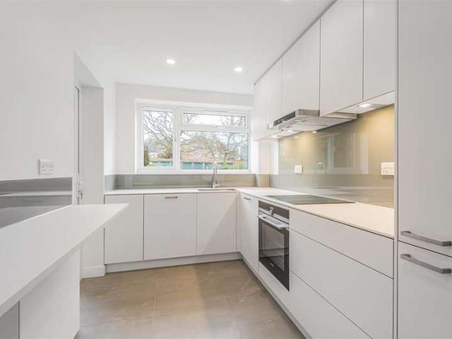2 Bedroom Apartment Flat