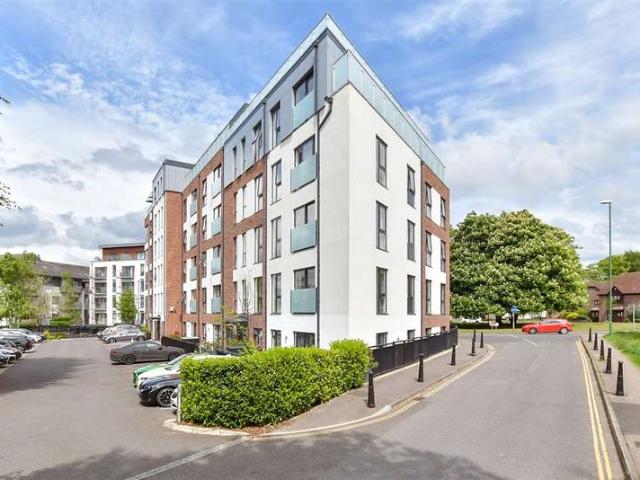 2 Bedroom Apartment Flat
