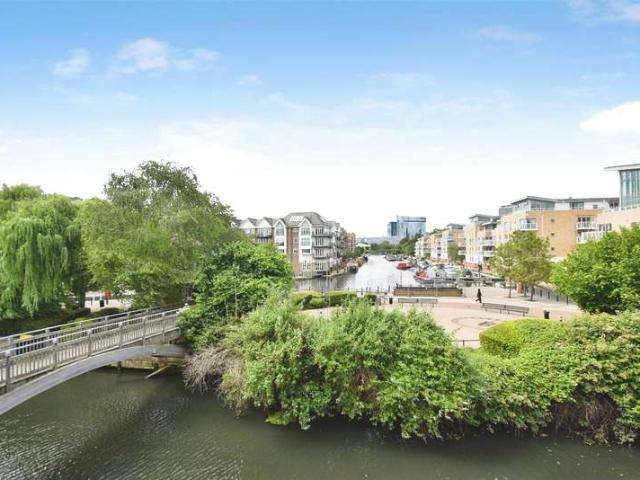 2 Bedroom Apartment Flat