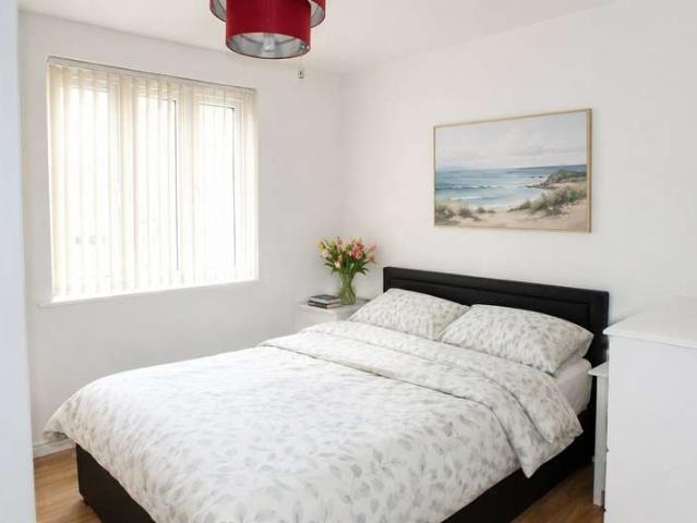 2 Bedroom Apartment Flat