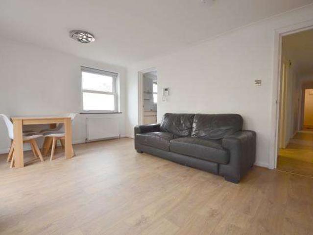 2 Bedroom Apartment Flat