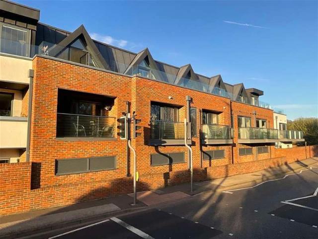 2 Bedroom Apartment Flat