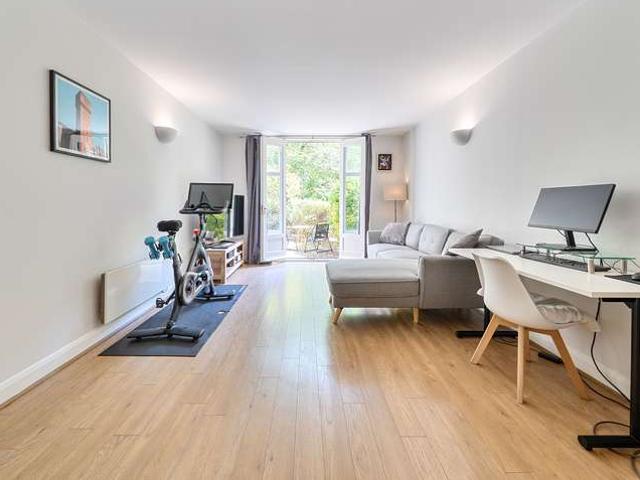 2 Bedroom Apartment Flat