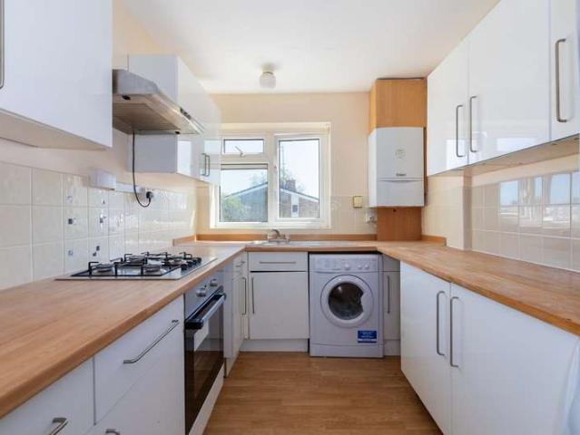 2 Bedroom Apartment Flat