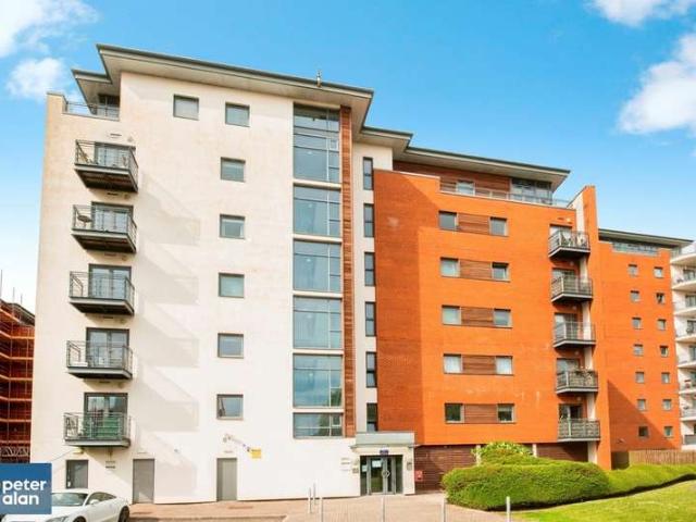 2 Bedroom Apartment Flat