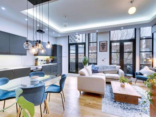 2 Bedroom Apartment Flat