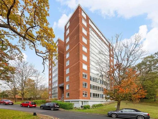 2 Bedroom Apartment Flat