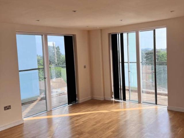 2 Bedroom Apartment Flat