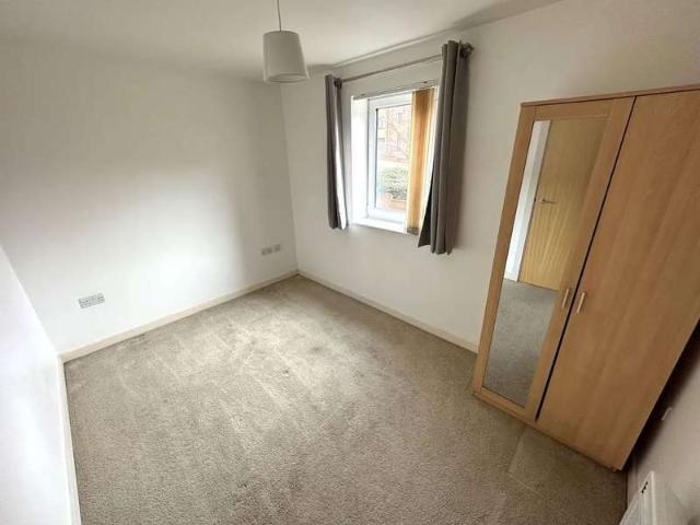 2 Bedroom Apartment Flat