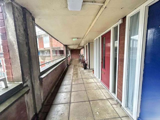 2 Bedroom Apartment Flat