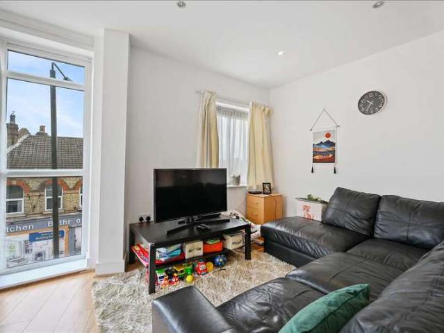 2 Bedroom Apartment Flat