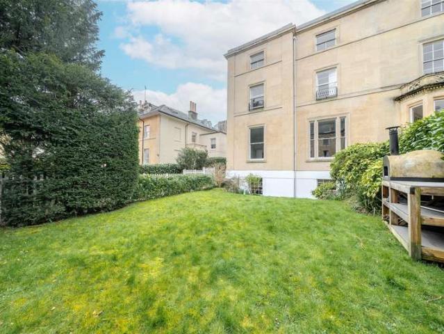 2 Bedroom Apartment Flat