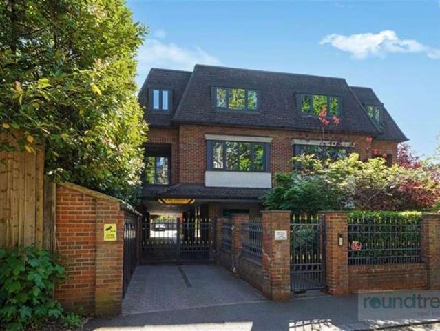 2 Bedroom Apartment Flat