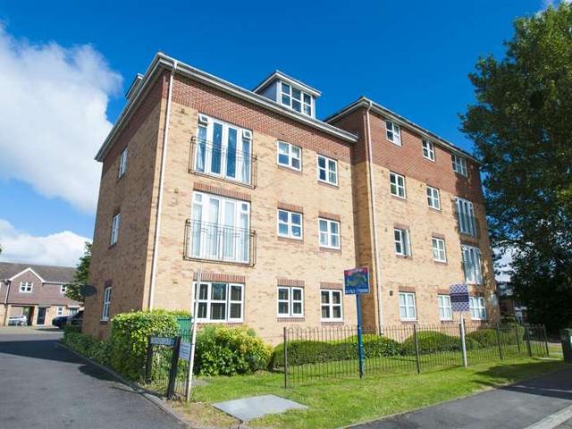 2 Bedroom Apartment Flat