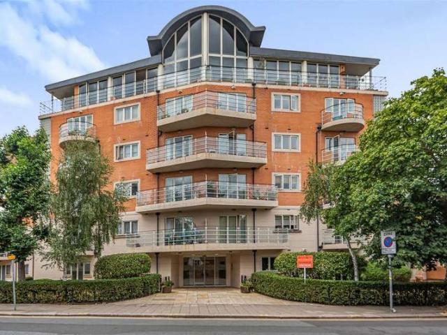 2 Bedroom Apartment Flat