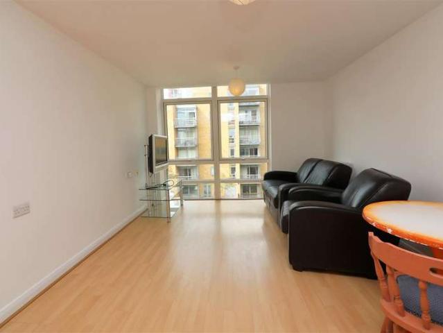 2 Bedroom Apartment Flat