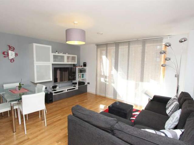 2 Bedroom Apartment Flat