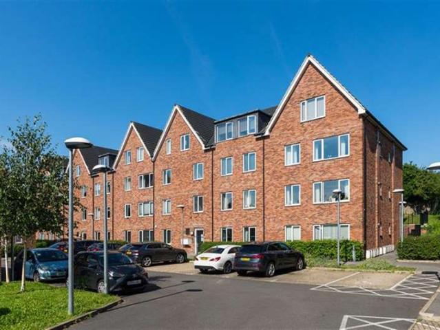 2 Bedroom Apartment Flat