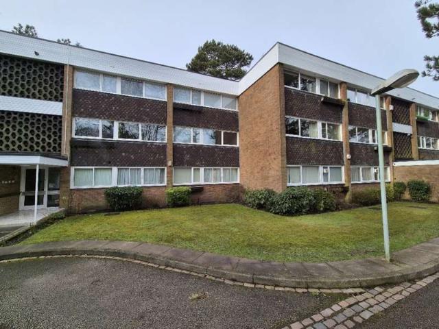 2 Bedroom Apartment Flat