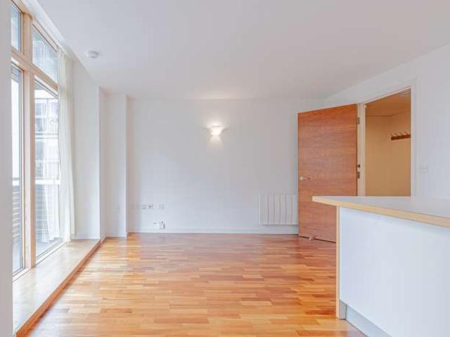 2 Bedroom Apartment Flat