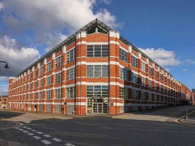 2 Bedroom Apartment Flat