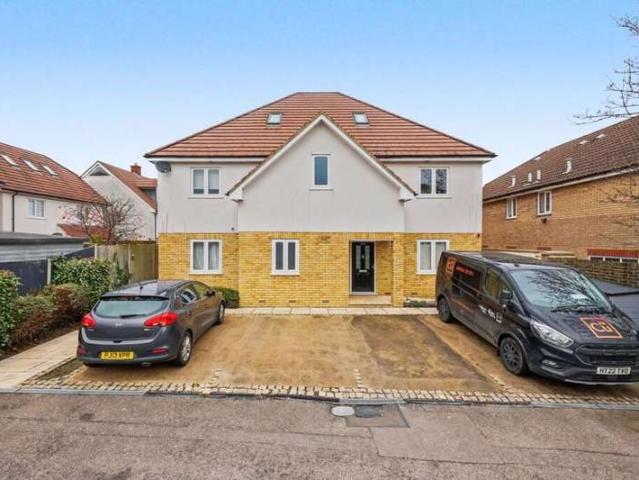 2 Bedroom Apartment Flat