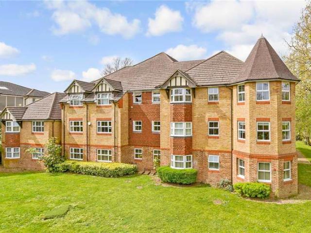 2 Bedroom Apartment Flat