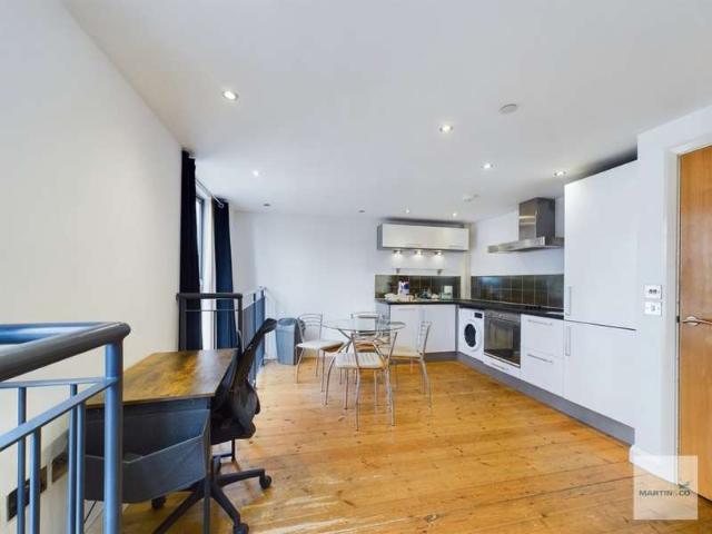2 Bedroom Apartment Flat