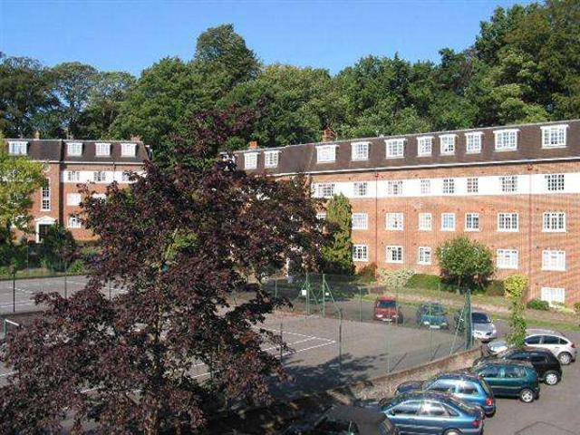 2 Bedroom Apartment Flat