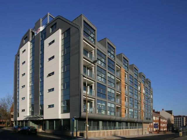 2 Bedroom Apartment Flat