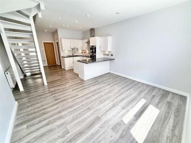 2 Bedroom Apartment Flat