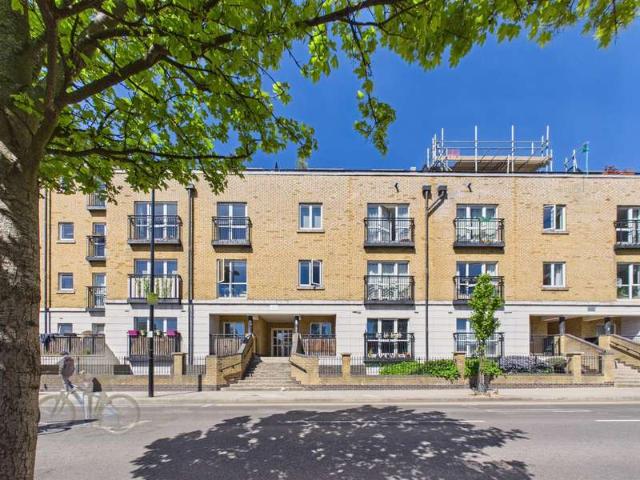 2 Bedroom Apartment Flat