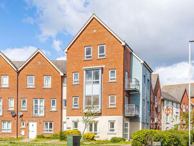 2 Bedroom Apartment Flat
