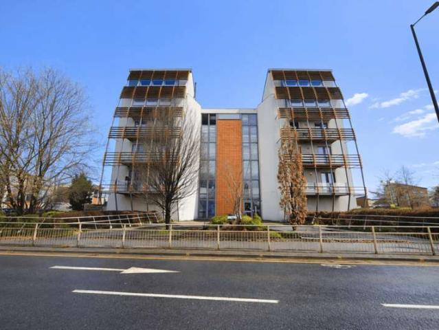 2 Bedroom Apartment Flat