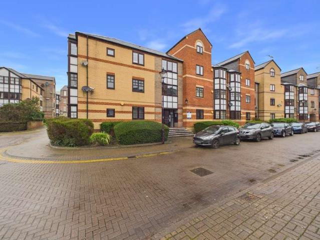 2 Bedroom Apartment Flat