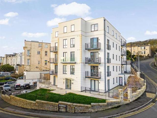 2 Bedroom Apartment Flat
