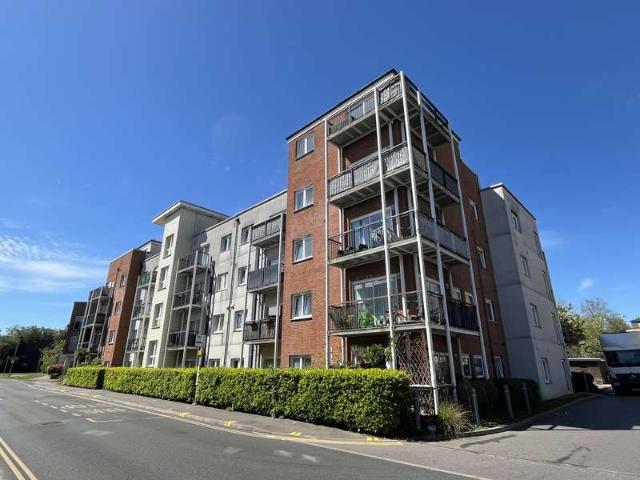 2 Bedroom Apartment Flat