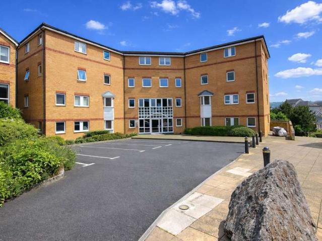 2 Bedroom Apartment Flat