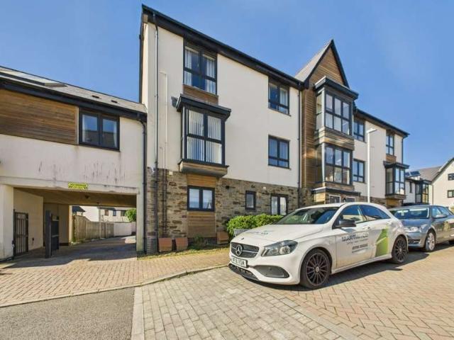 2 Bedroom Apartment Flat