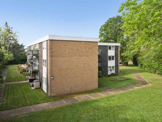 2 Bedroom Apartment Flat