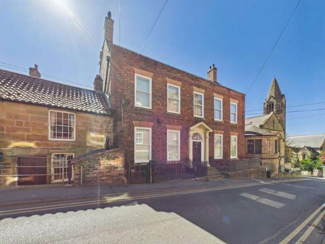 2 Bedroom Apartment Flat