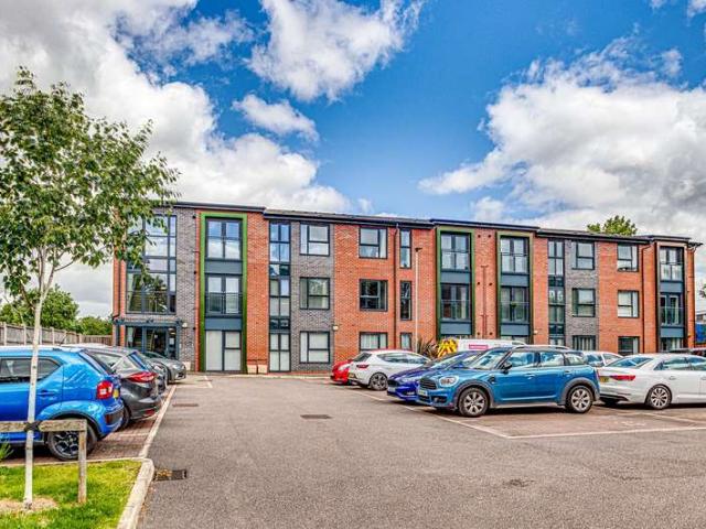 2 Bedroom Apartment Flat