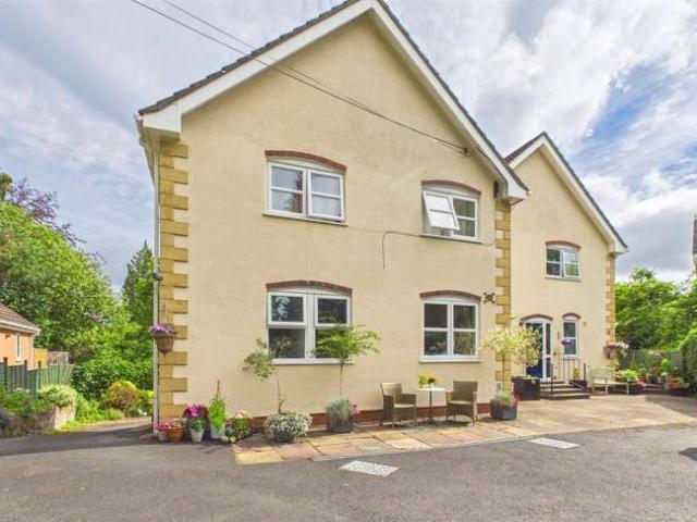 2 Bedroom Apartment Flat