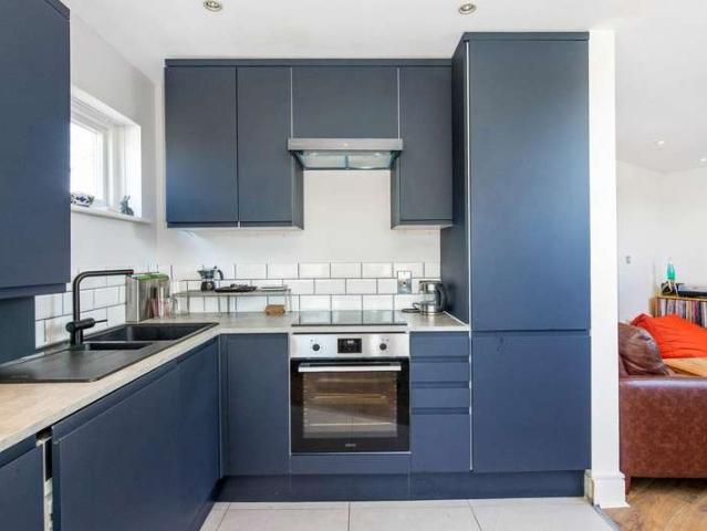 2 Bedroom Apartment Flat