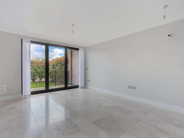 2 Bedroom Apartment Flat
