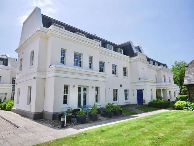 2 Bedroom Apartment Flat